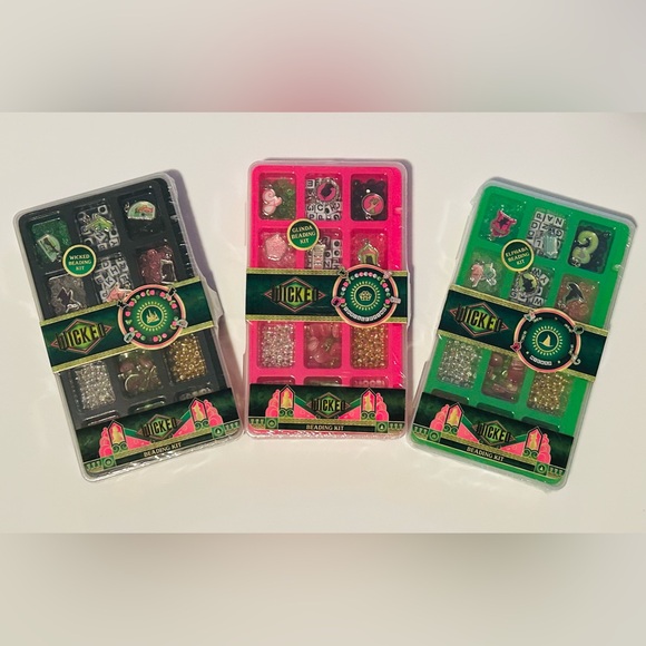 Jewelry | New Wicked Beading Kit Sets Including Elphaba Glinda And ...